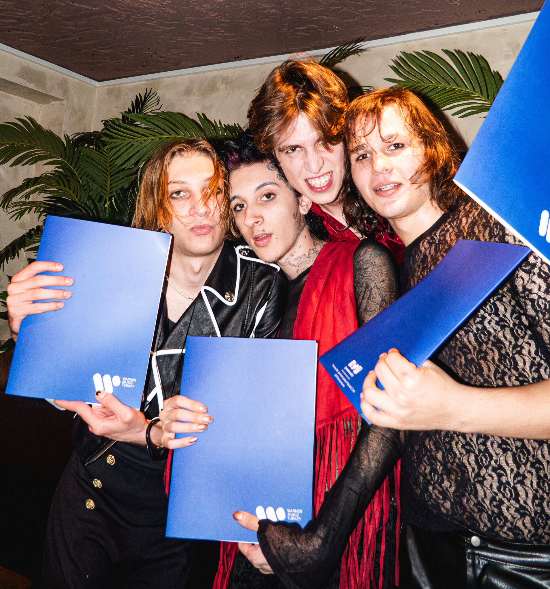 MASSIVELY POPULAR TURKISH BAND MAVI SIGN TO WARNER MUSIC - Warner Music ...